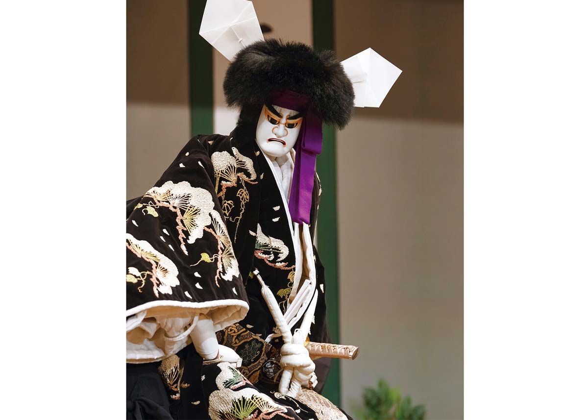 What is Bunraku? How to Enjoy Japanese Puppet Theater