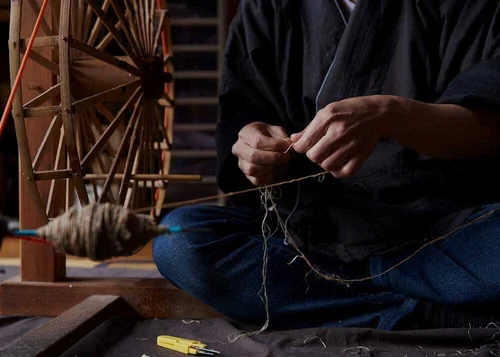 Kimono Fabric: 9 Things to Know About Japanese Silk