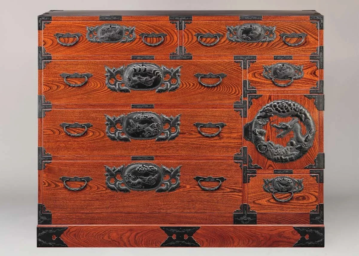 6 Things to Know About Japanese Tansu Chests