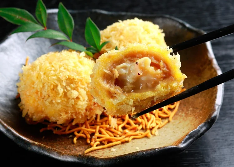 11 Mouth-Watering Japanese Street Foods You’ll Love