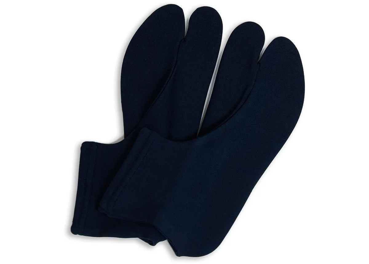 What are Tabi Socks? 7 Things You Should Know