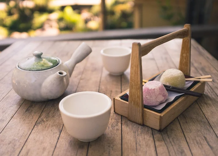 Japanese Teapot: 8 Things You Need to Know