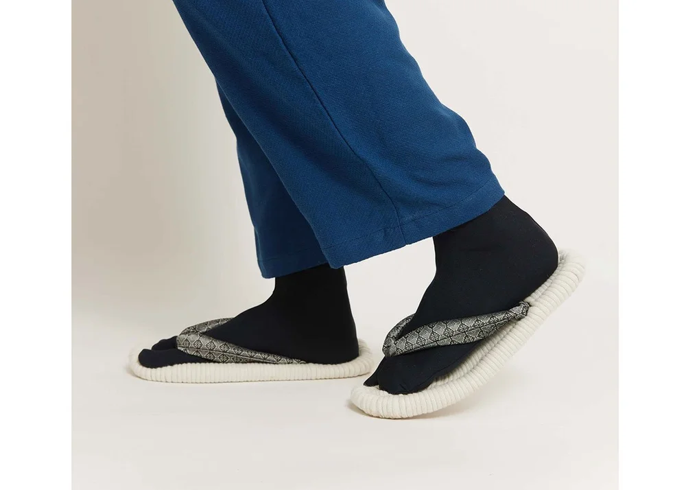 What are Tabi Socks? 7 Things You Should Know