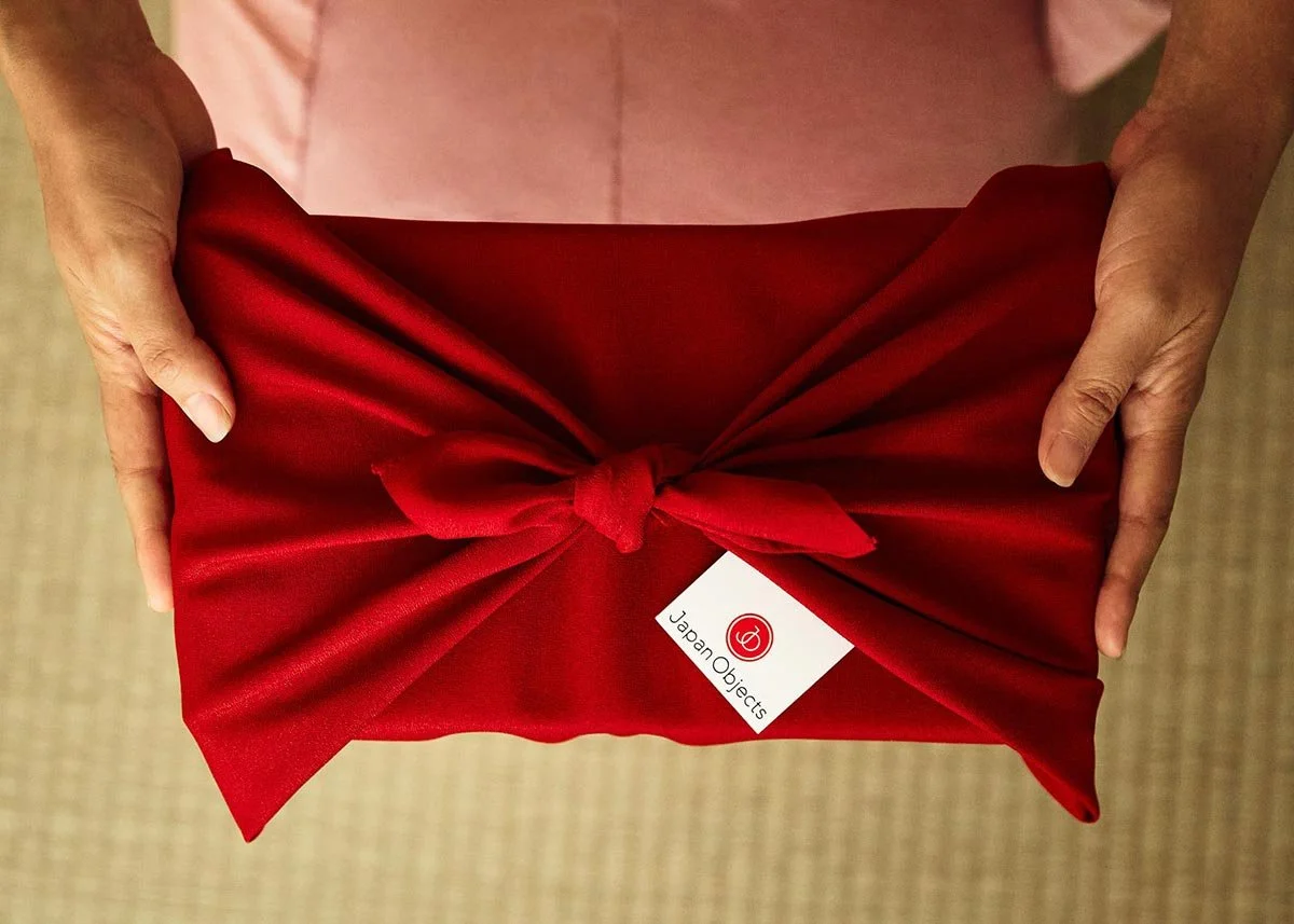 What are Omiyage? 6 Things to Know About Japanese Gifts