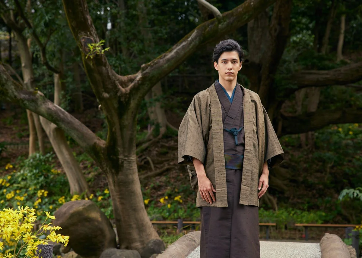 Kimono Fabric: 9 Things to Know About Japanese Silk