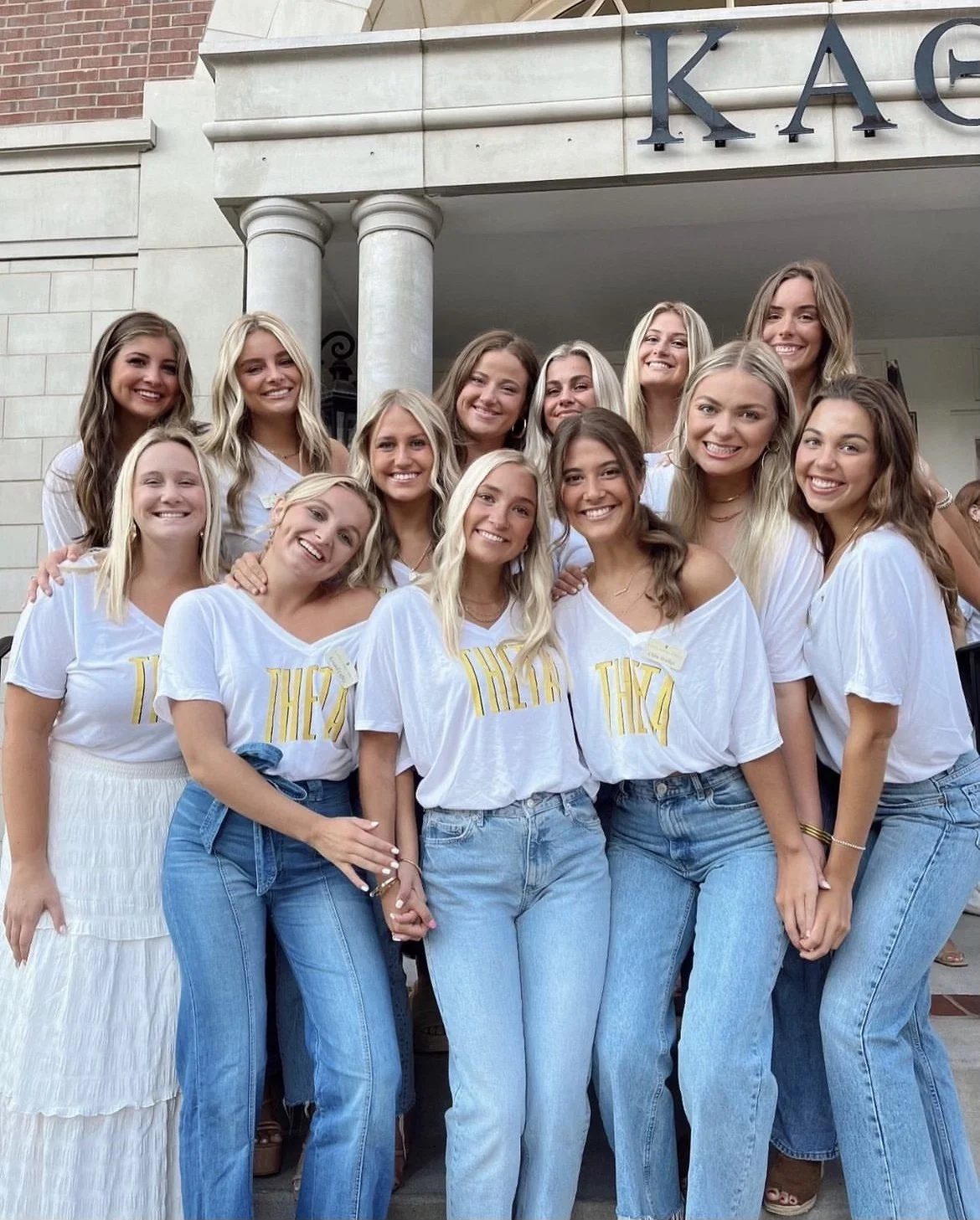 Kappa Alpha Theta — Kentucky Panhellenic