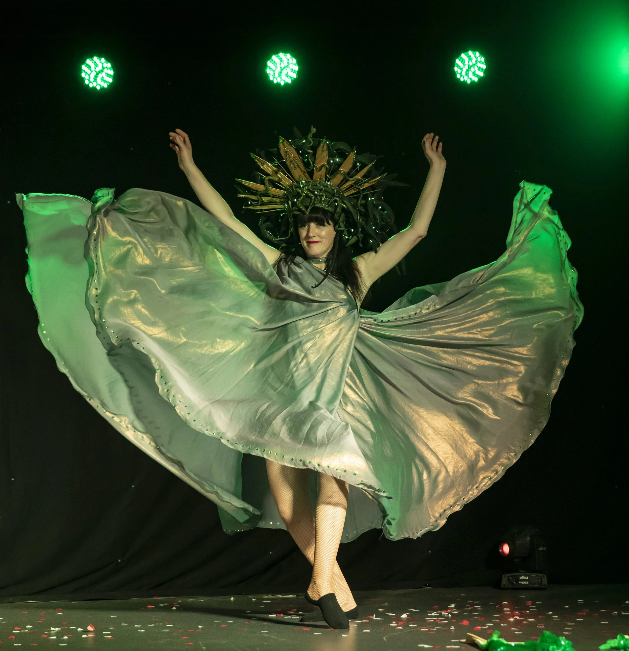 About Burlesque with Paris Dance Classes in the UK. - Available to all ...