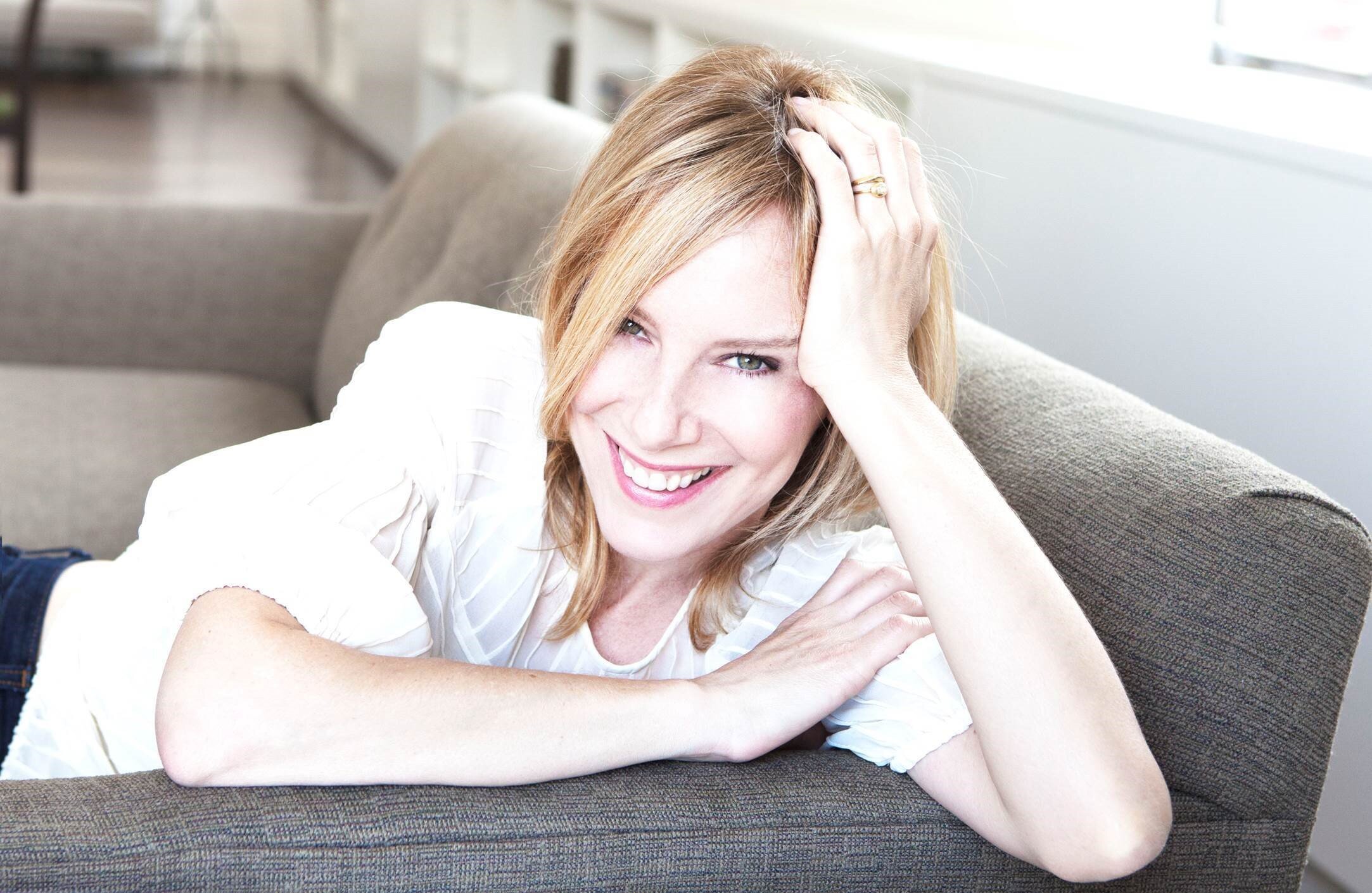 Amy Ryan — Playing on Air