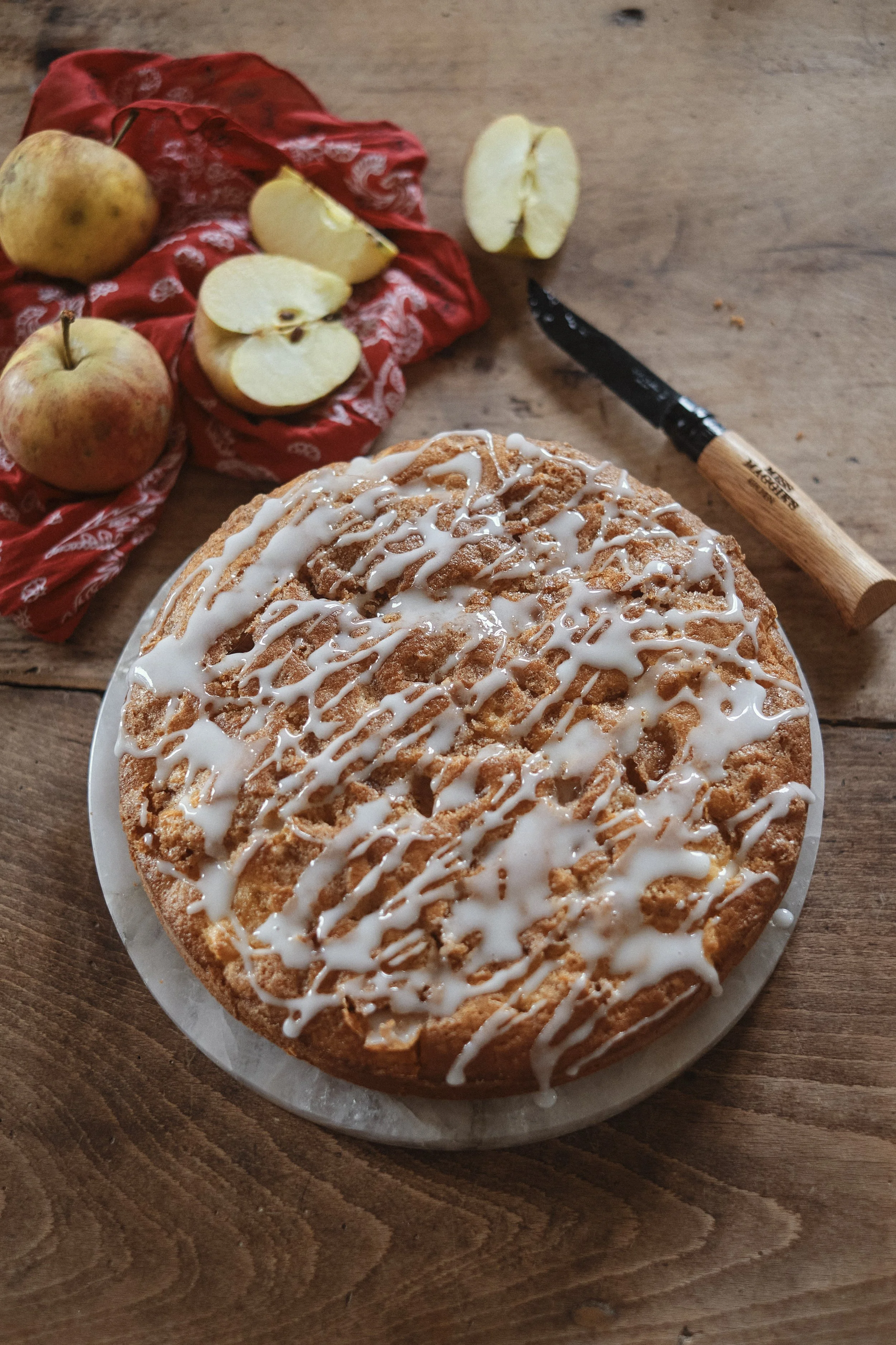Cake Marbré Pomme Cannelle — Miss Maggie's Kitchen
