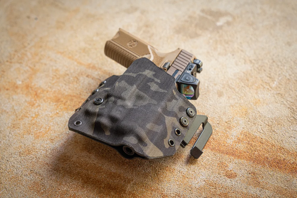 custom made kydex holsters — redEARTH Concealment, LLC