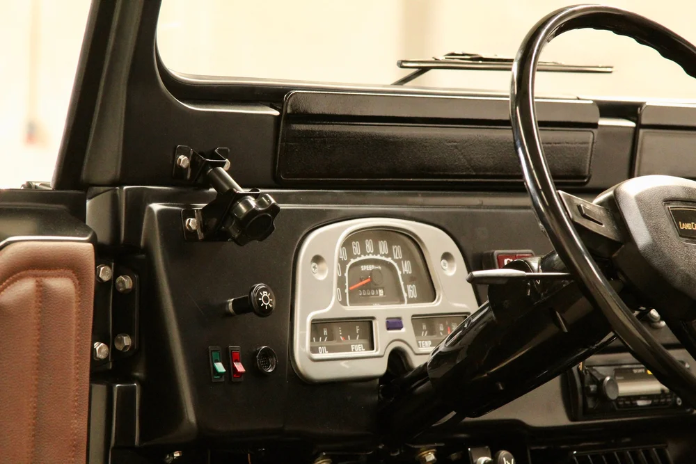Toyota Land Cruiser 1985 Interior