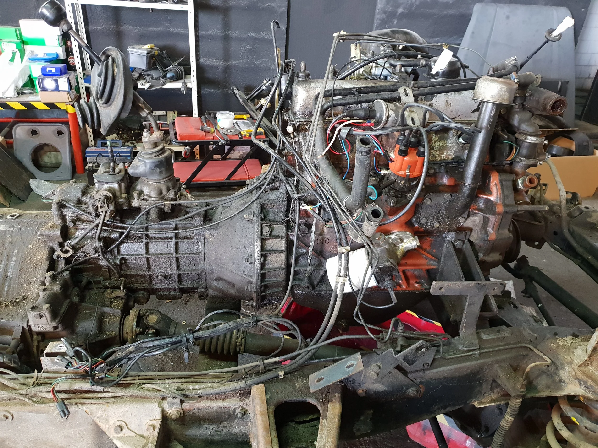 Defender 90 soft top — Legacy Overland