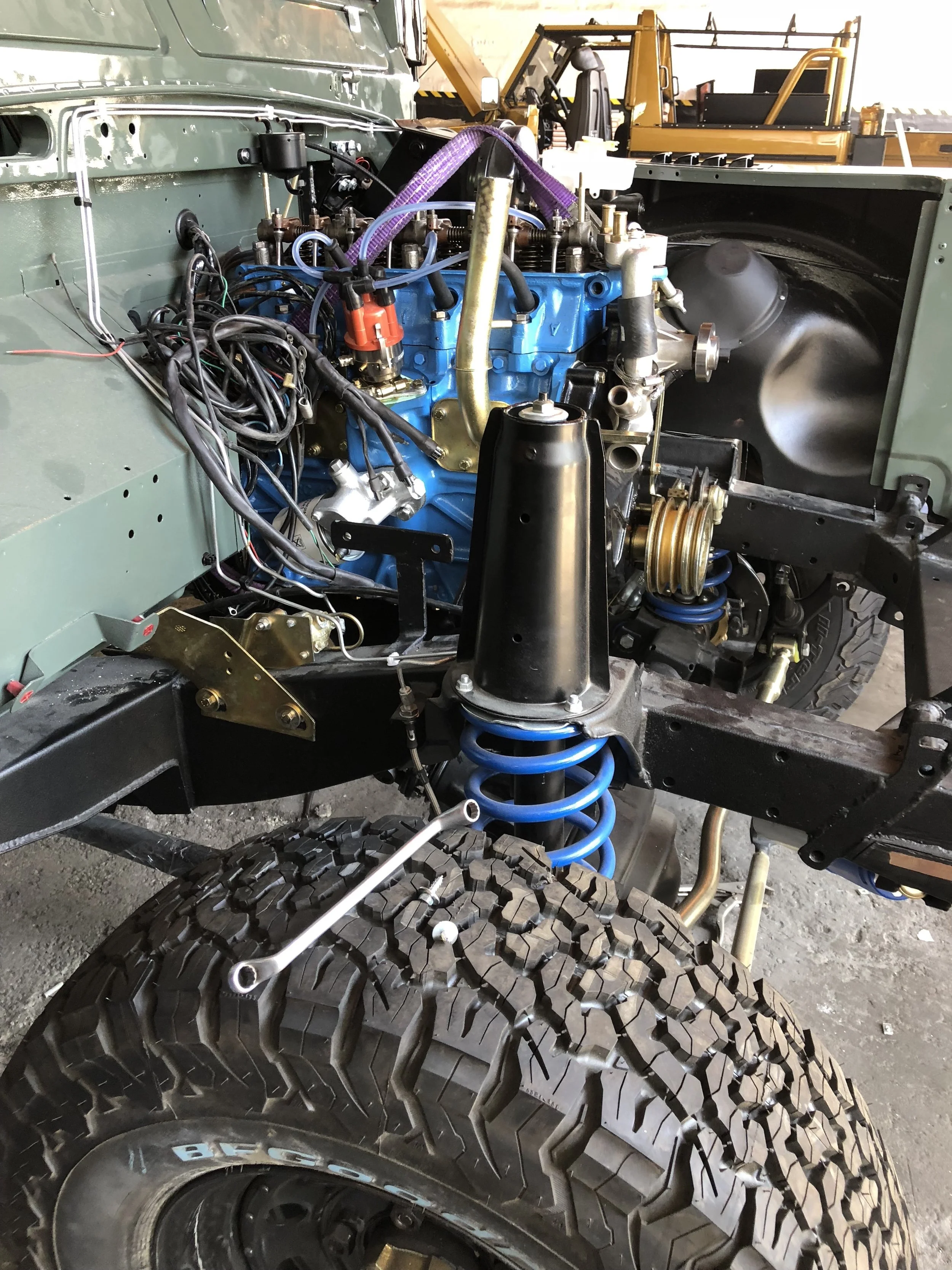 Defender 90 soft top — Legacy Overland