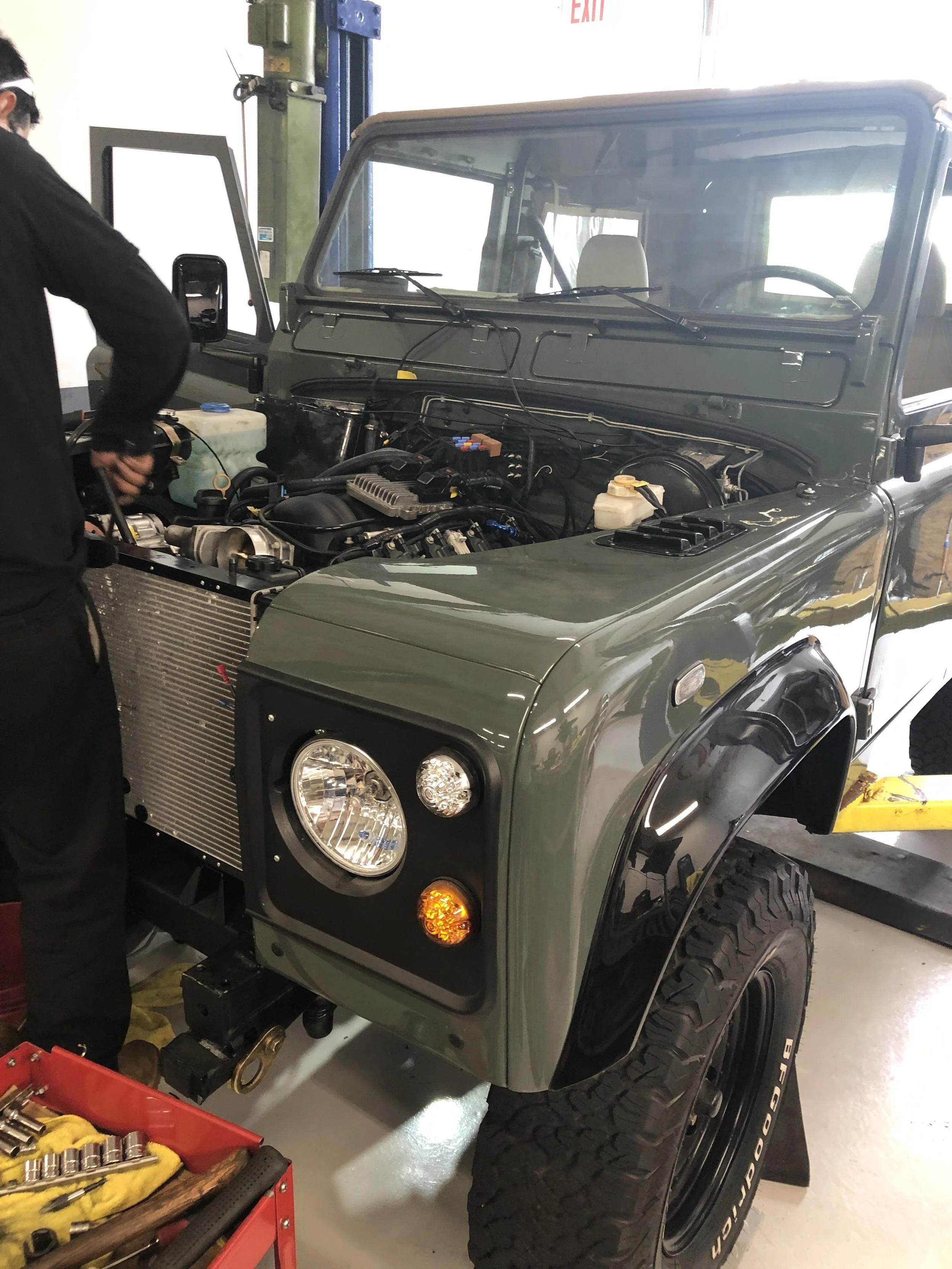 GM LS3 and 6L80 automatic Defender 90 — Legacy Overland