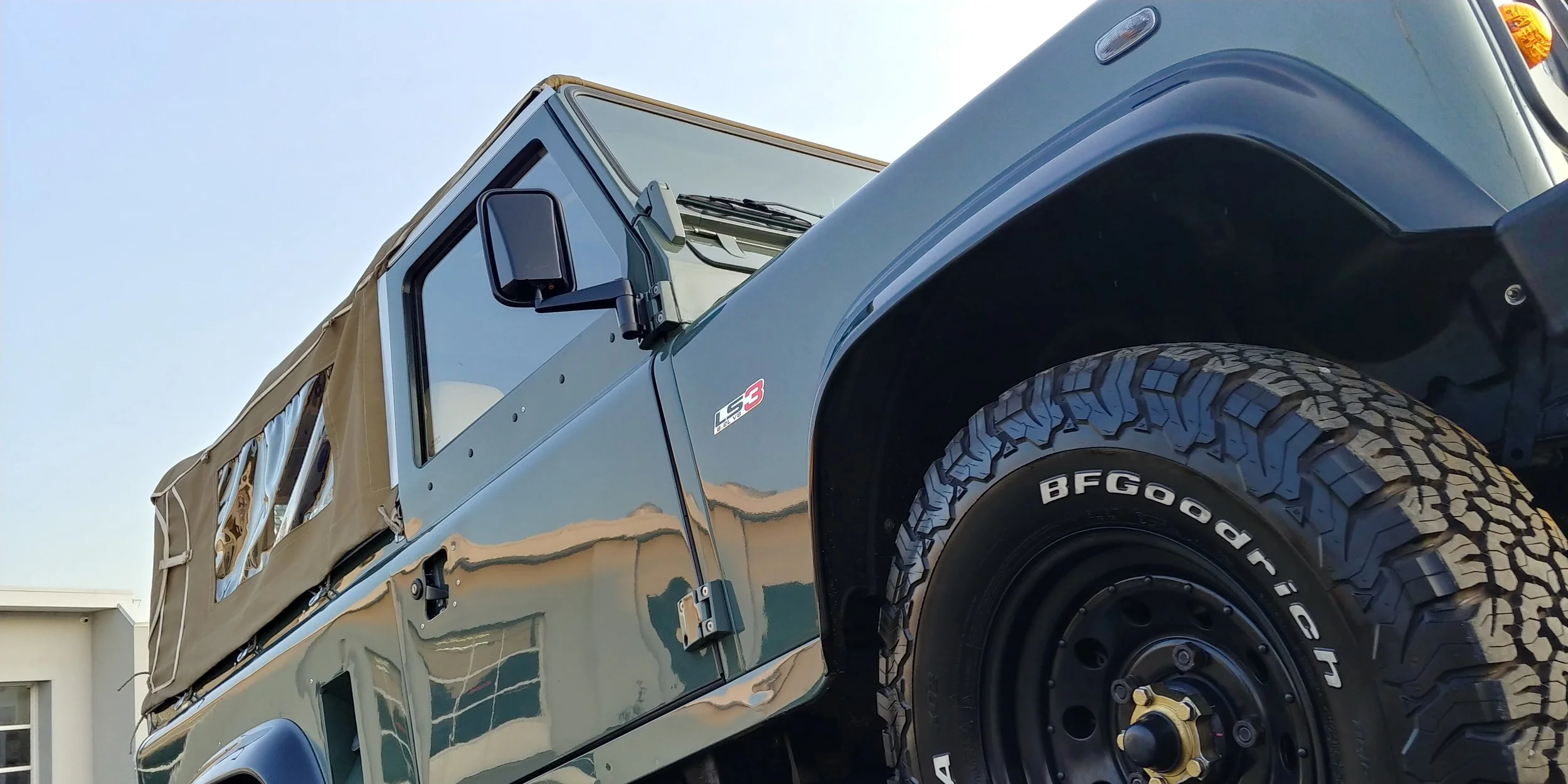 GM LS3 and 6L80 automatic Defender 90 — Legacy Overland
