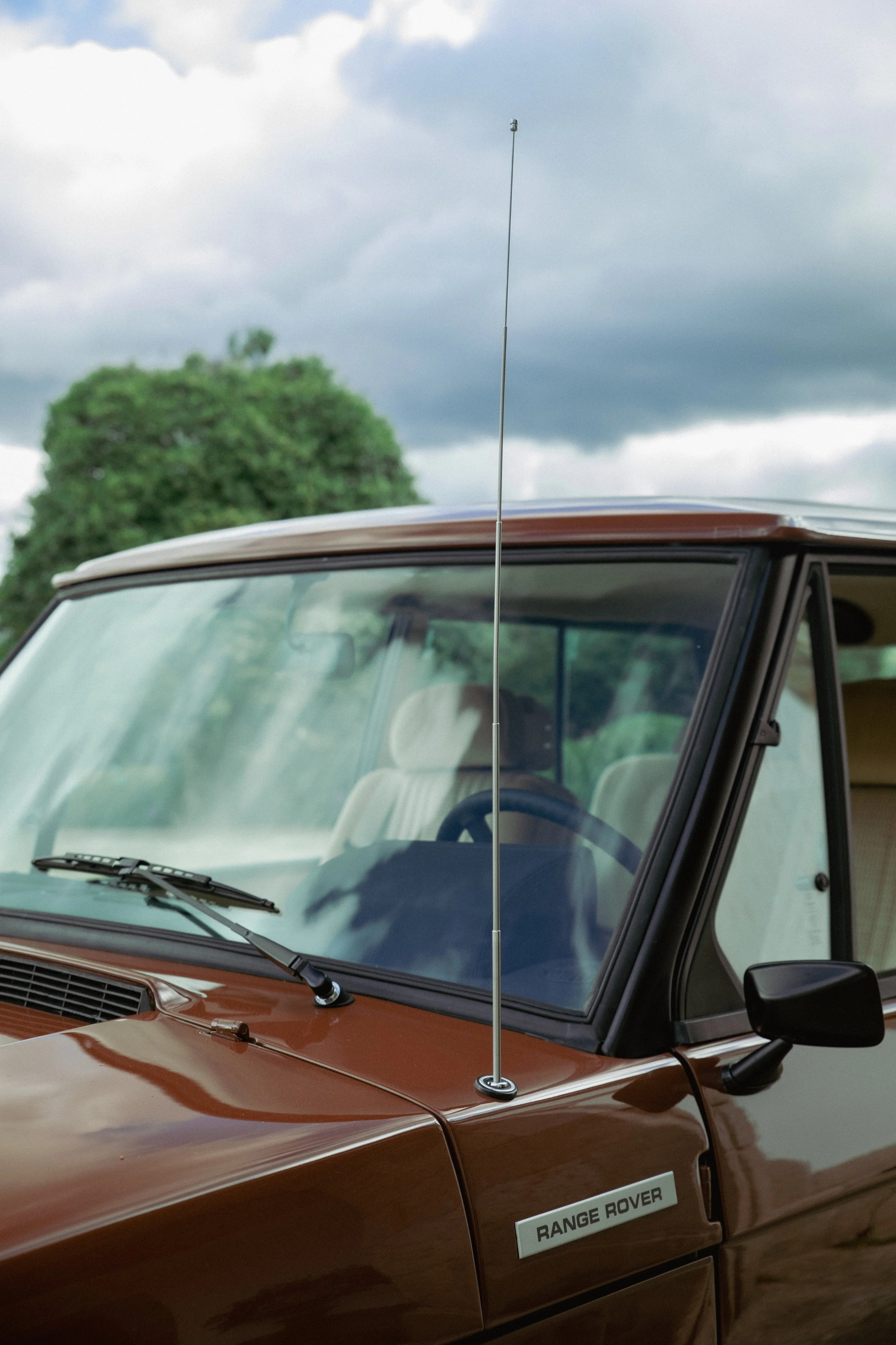 1985 Range Rover Classic (Project Cassis) — Legacy Overland