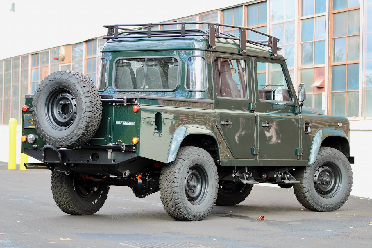 Land Rover Defender 110 Crew Cab LS3 — Legacy Overland