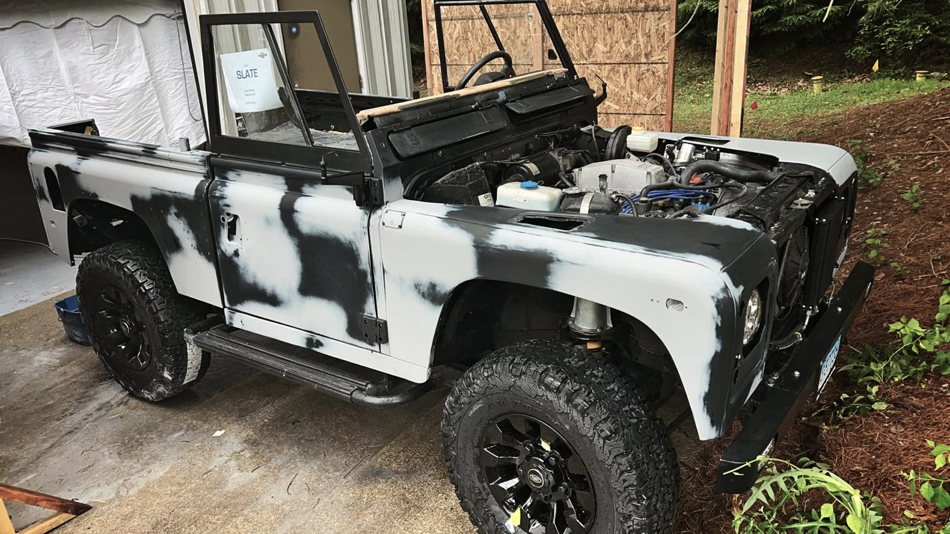 Unleashing Vintage Off-Road Power: Land Rover Defender 90 NAS ...