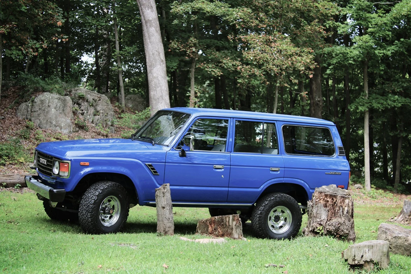 1985 Toyota Land Cruiser open top — Legacy Overland