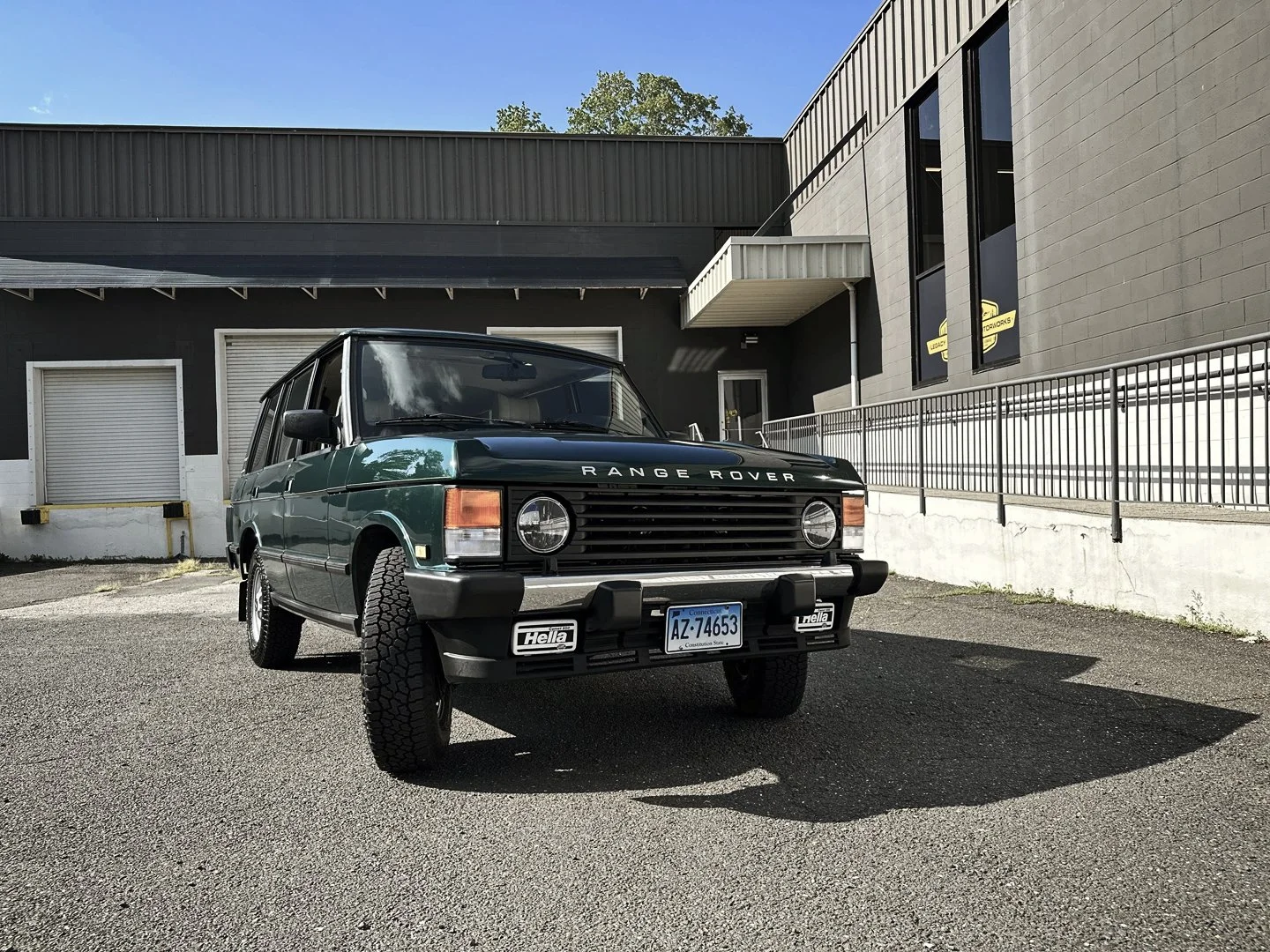 Reviving the Legend: The 1994 Range Rover Classic Soft-Dash ...