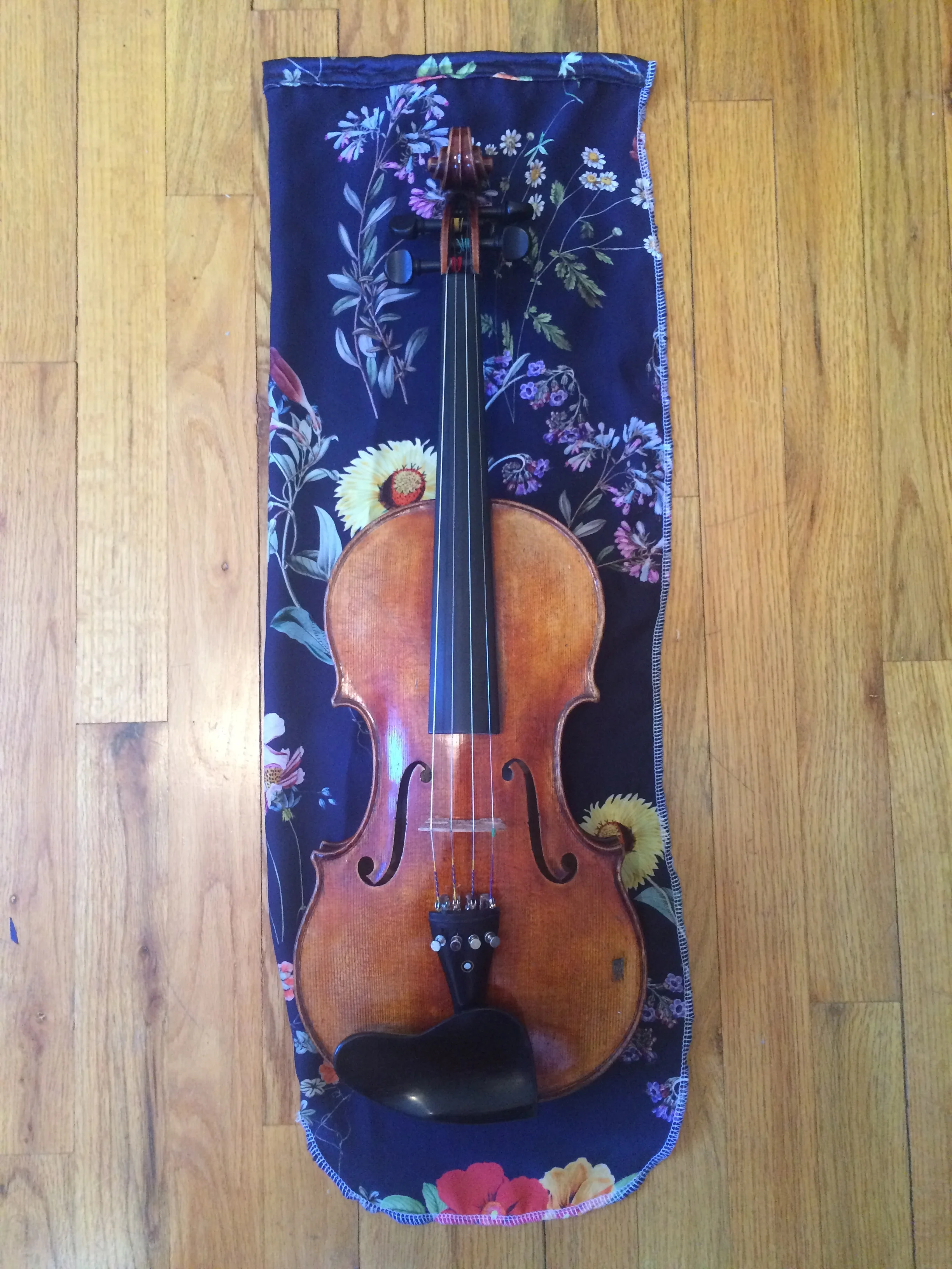 Silk Violin Bag — Happy Squirrel Quilts
