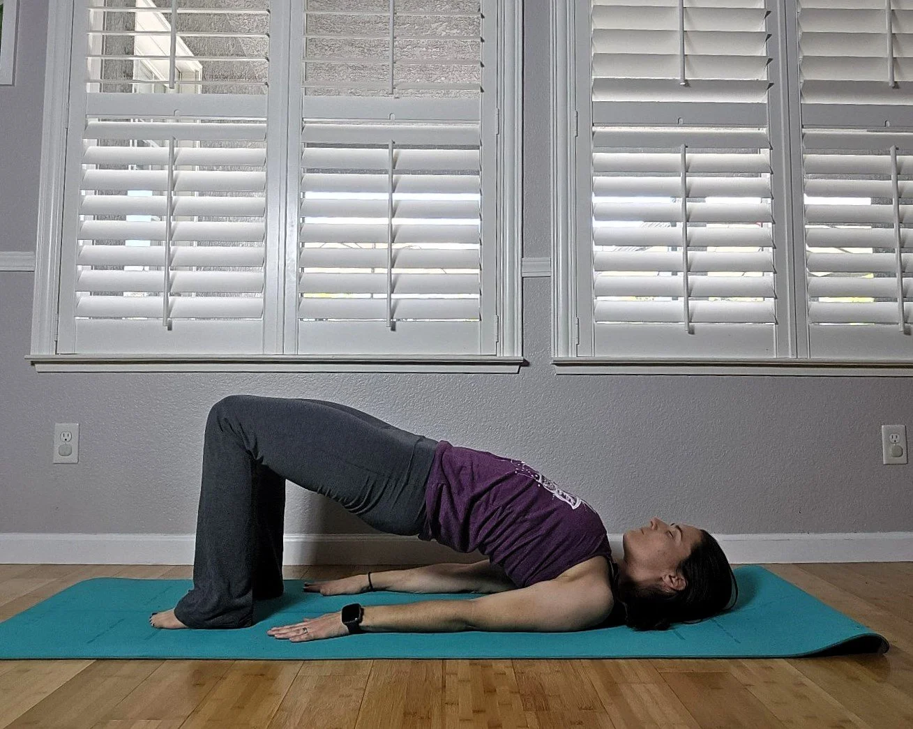 Bridge Pose (Setu Bandhasana) with Scoliosis: Modifications and ...