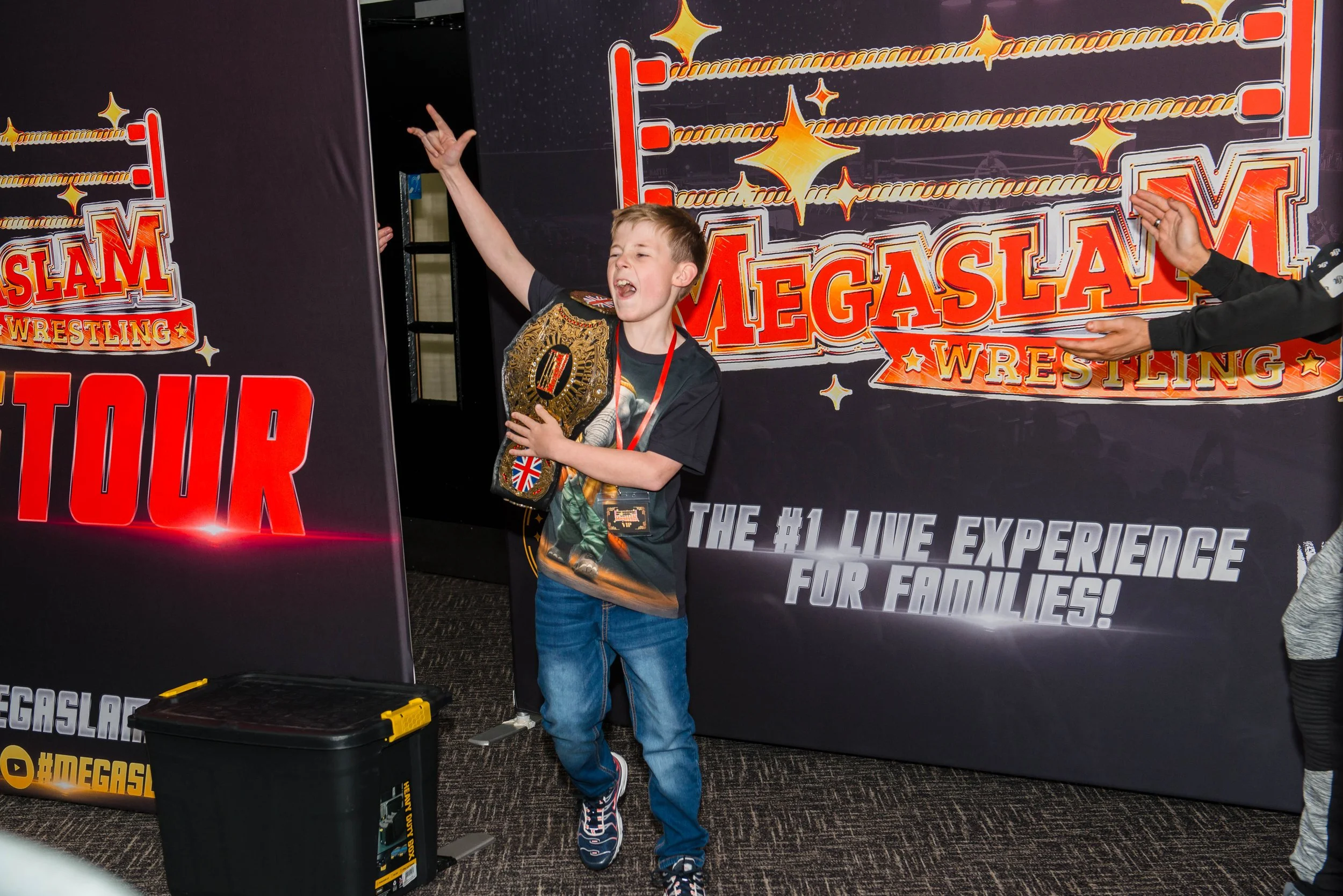 MEGA VIP EXPERIENCE — Megaslam Wrestling
