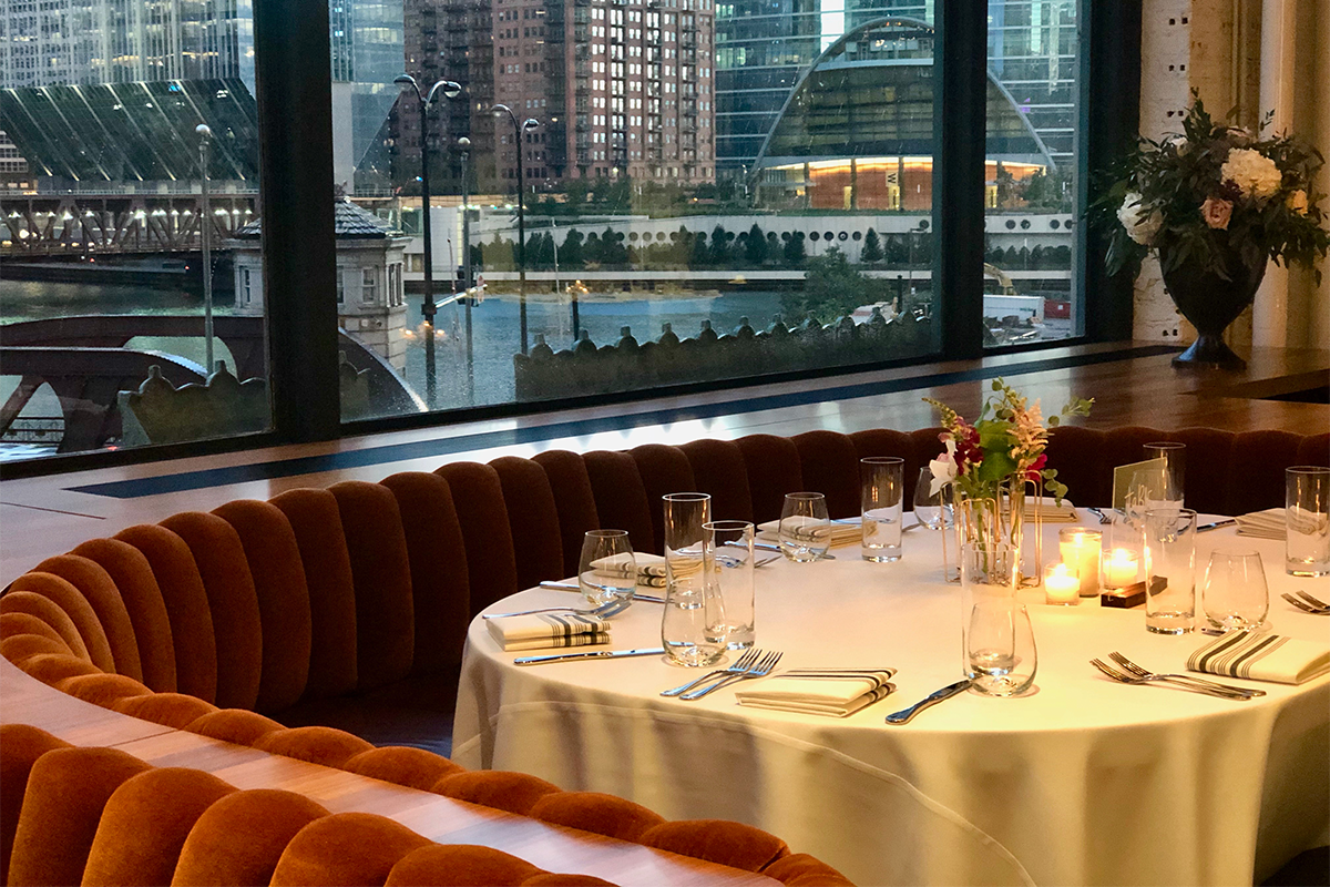 Chicago Restaurant w/ Skyline View — Marshall's Landing