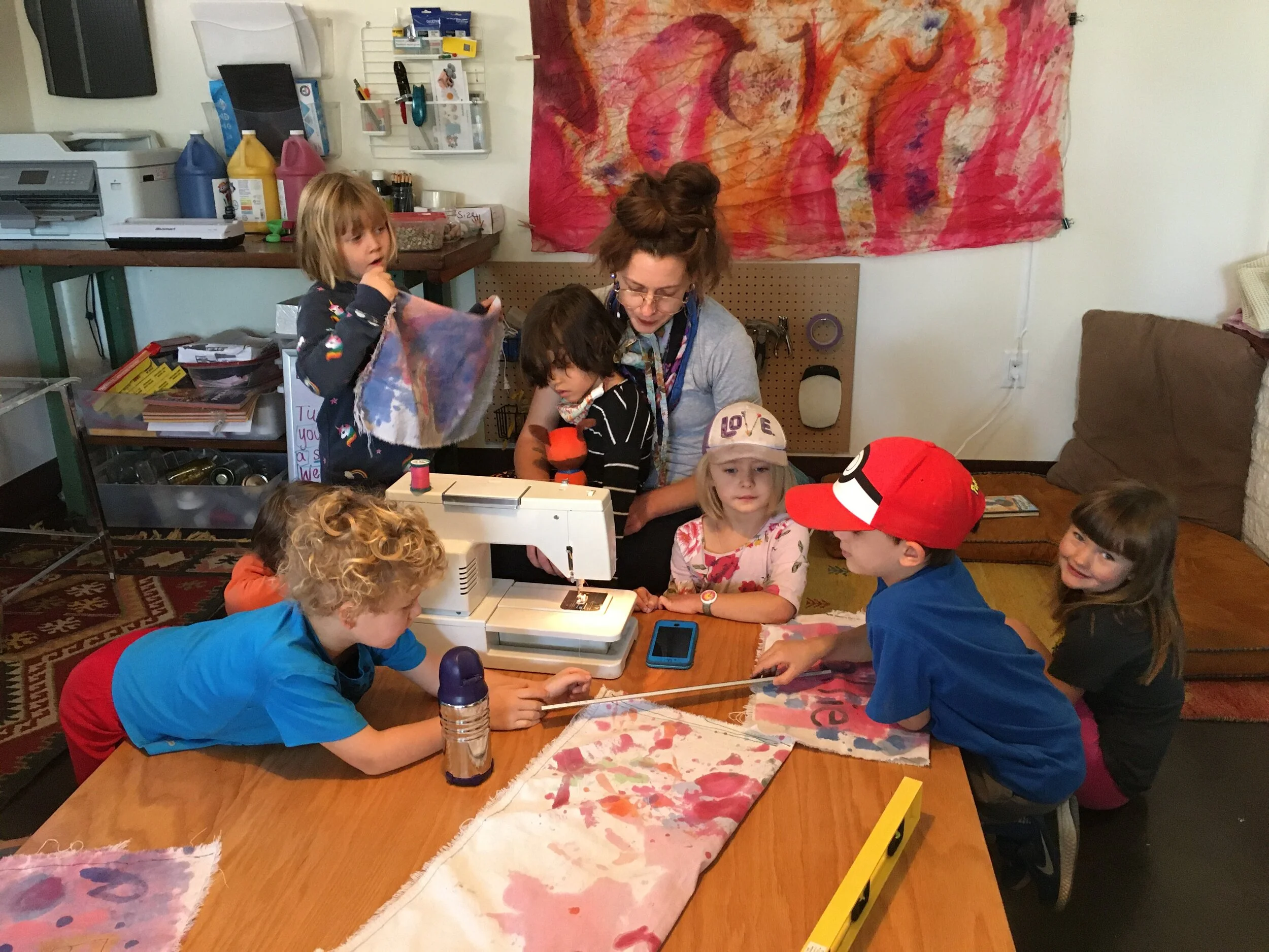 Pando Little School
