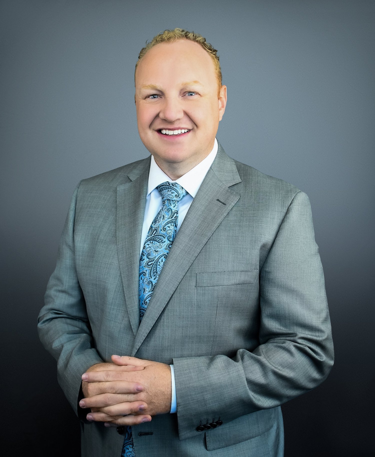 Abogado Jonathan — Intermountain Immigration & Personal Injury