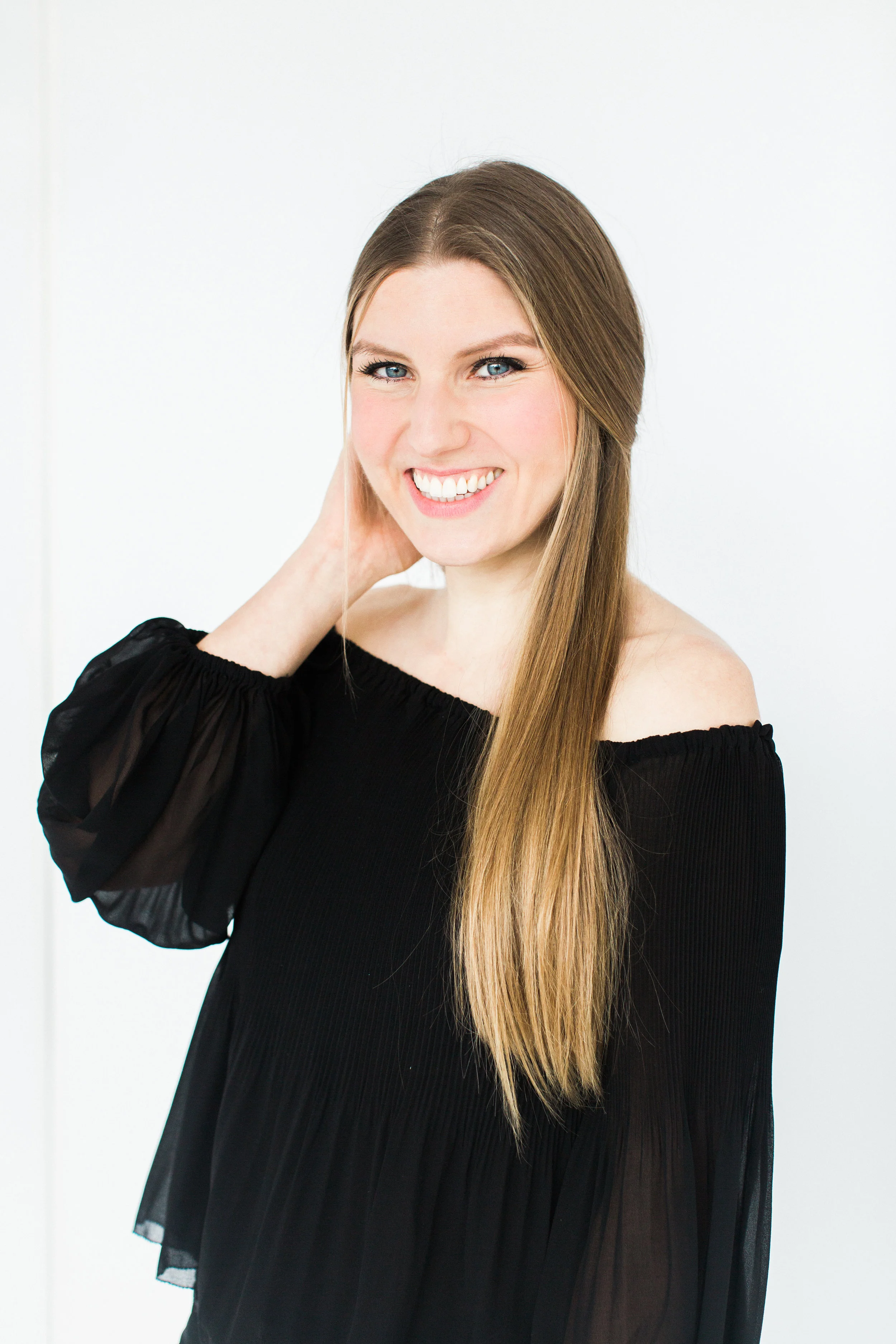 Your Conscious Empire ™ — Kelly Trach | Business Coach + Author