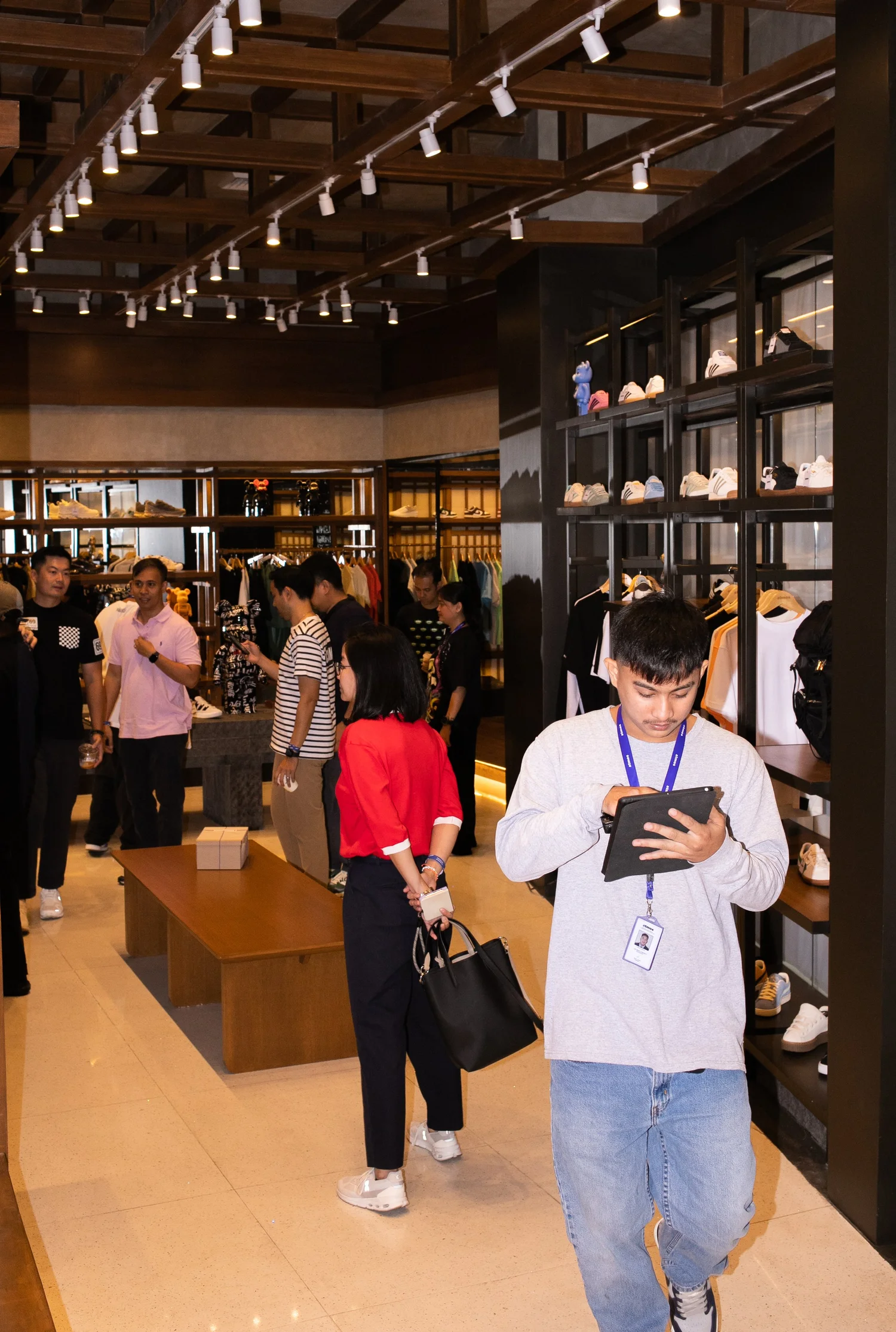 Atmos now has its own retail space to call home in the Philippines ...
