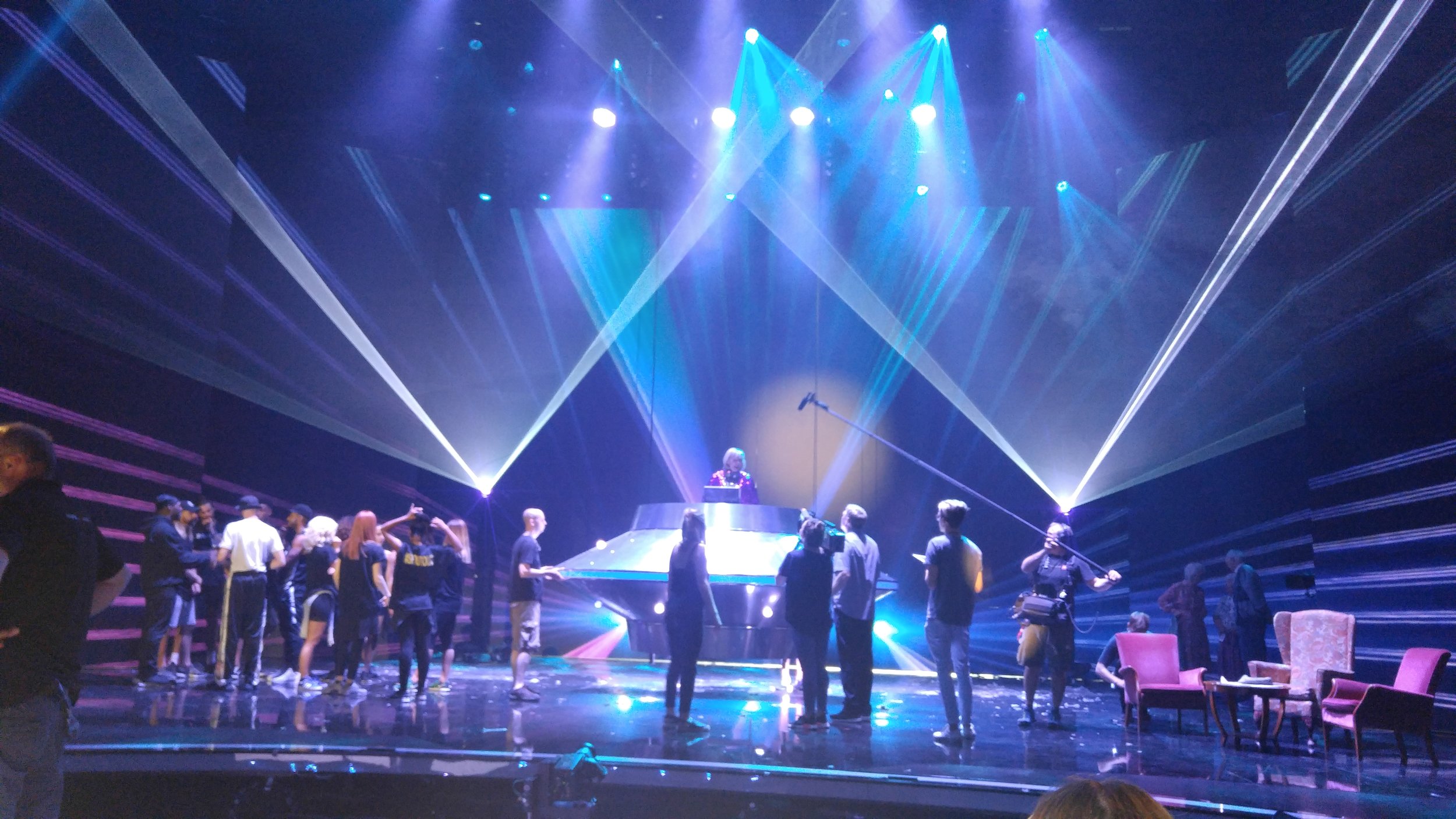 Dizzy Twilight - official website of the world-famous Grandma DJ!