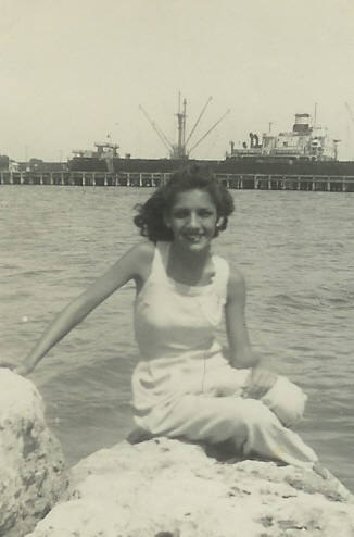 Puerto Tarafa — REFRACT Magazine