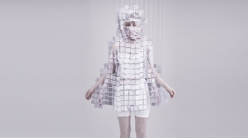 Robyn music video — World renowned sci fi artist and body architect