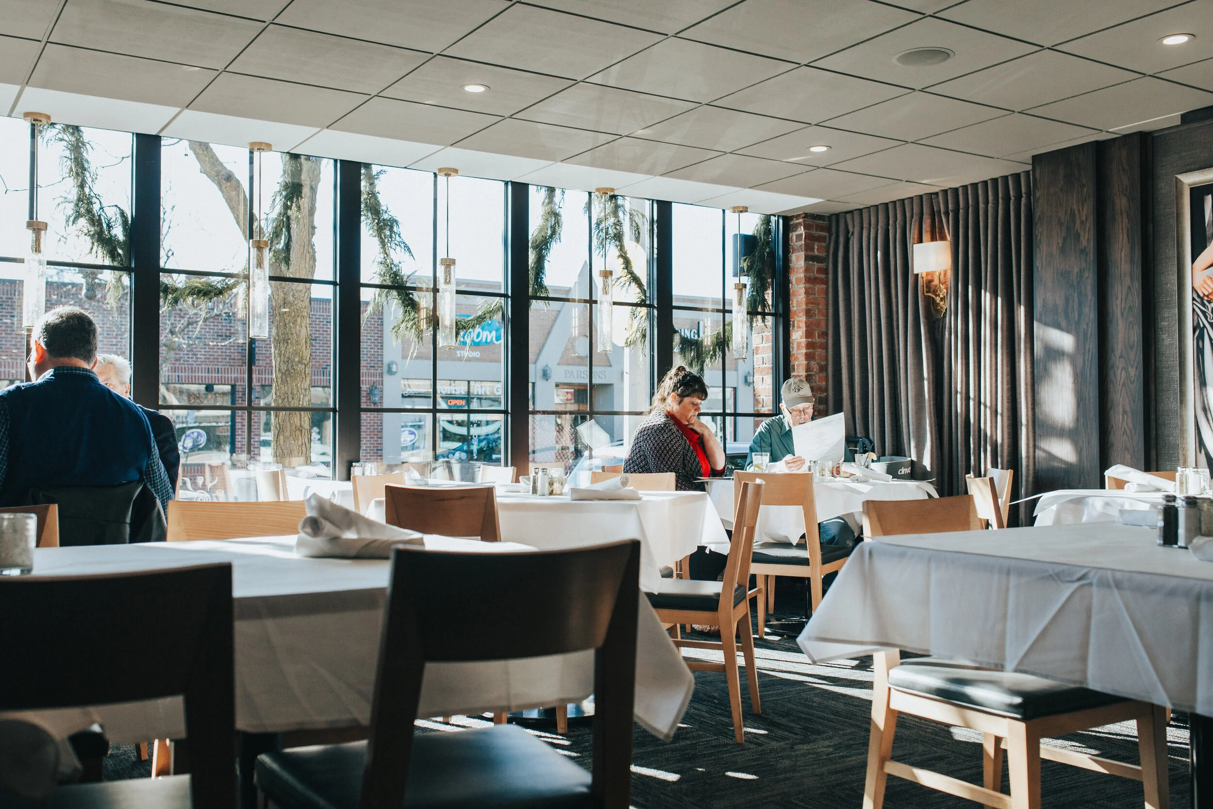 Brighton Bar & Grill