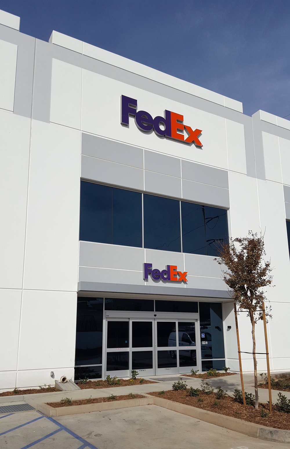 Hyde Park FedEx DGO Facility — GAA Architects