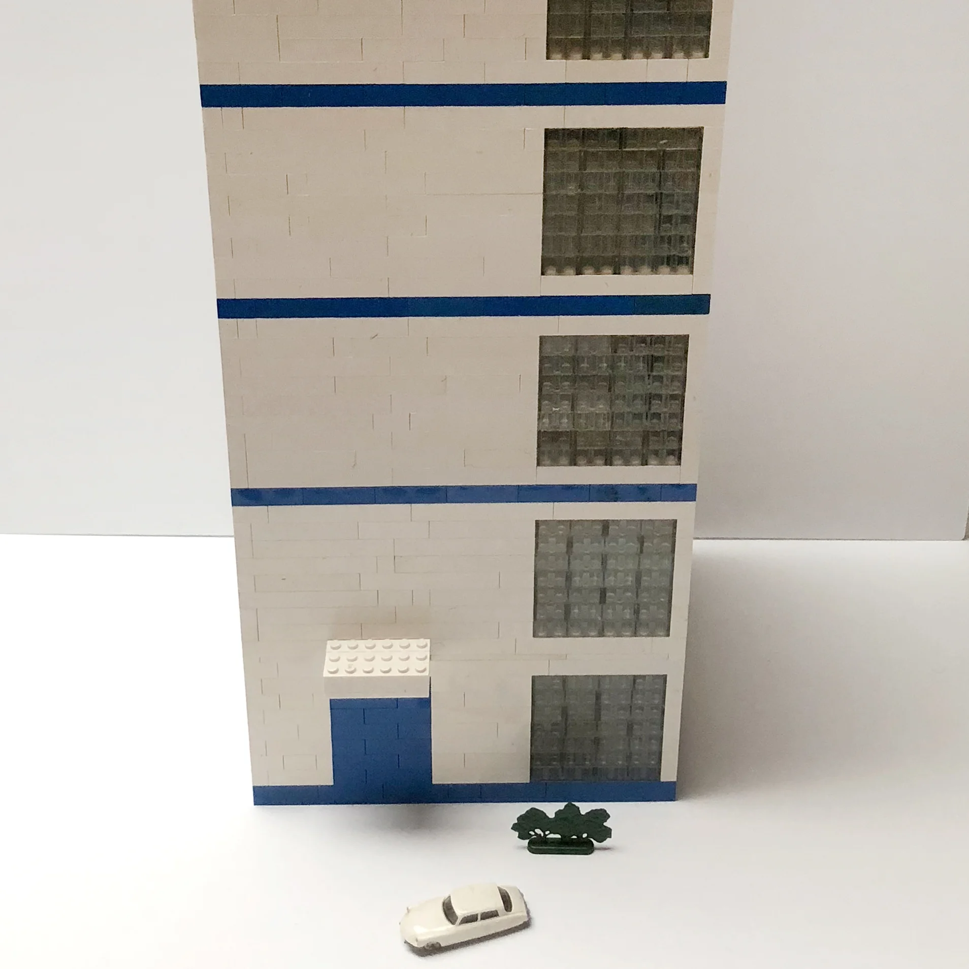 Extra-large Buildings — Our Vintage Lego Collection