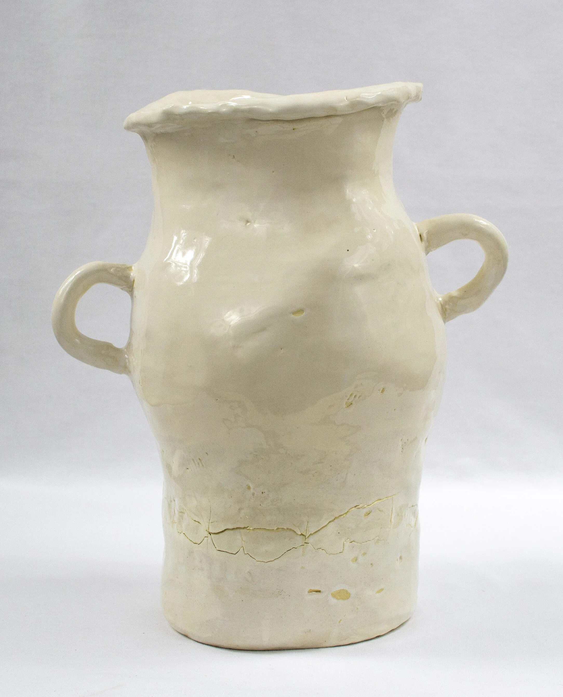 Burial Jars (stills) — RENIEL DEL ROSARIO