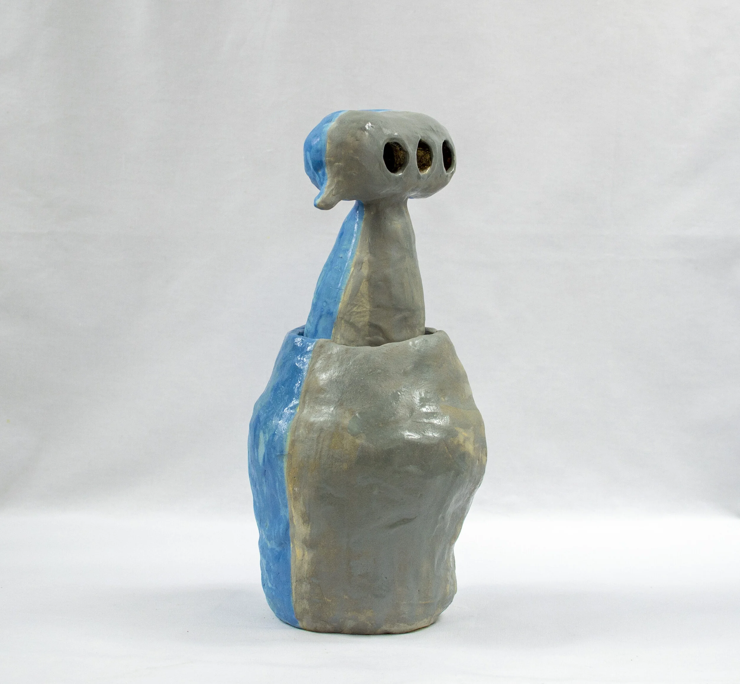 Burial Jars (stills) — RENIEL DEL ROSARIO