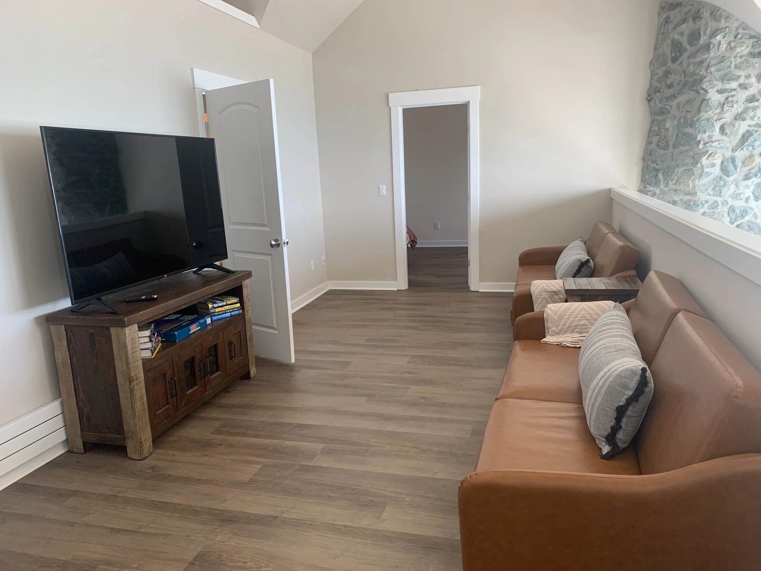 Windward House — Guemes Island Resort