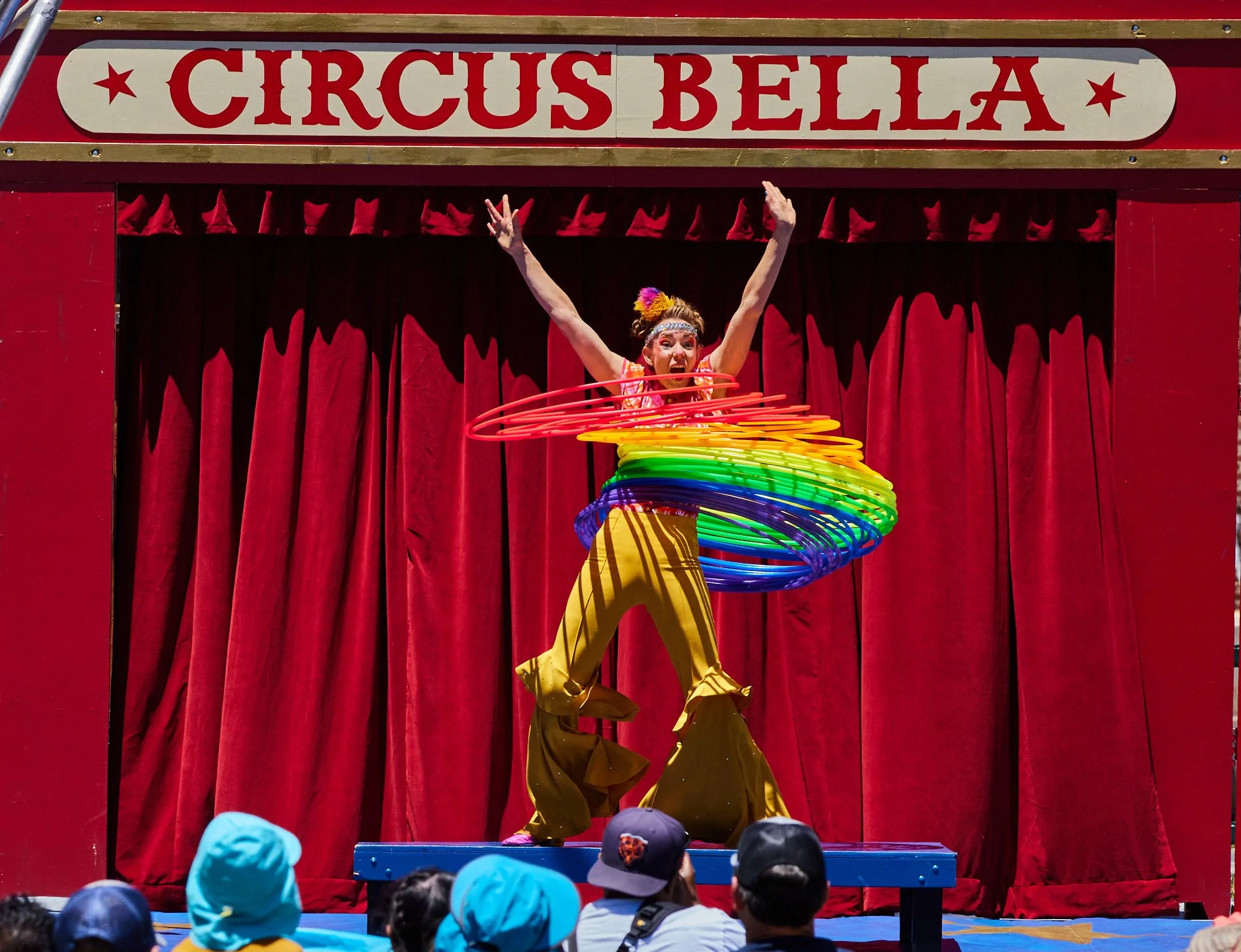 Press Photos - CIP — Circus Bella