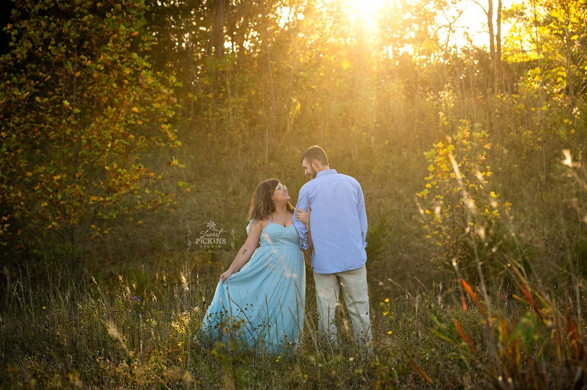 Peru, Indiana Fall Engagement Photography — Sweet Pickins Studio ...