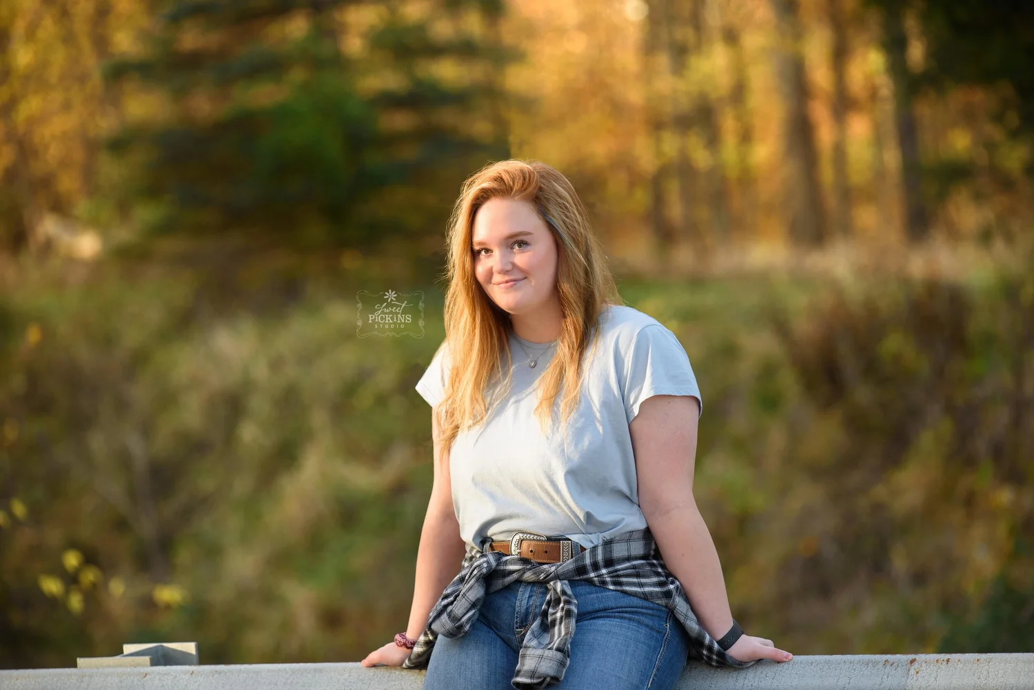 Huntington Indiana Fall Senior Photography — Sweet Pickins Studio