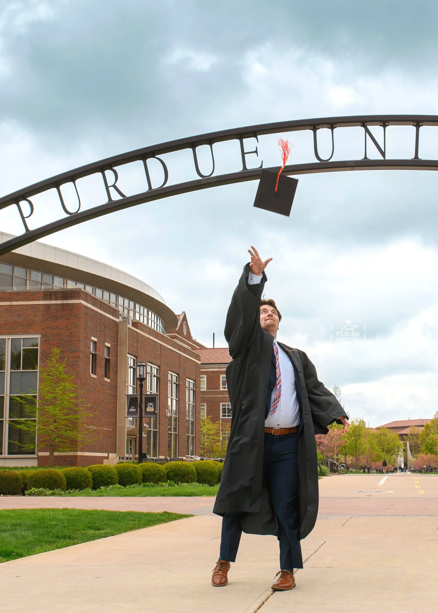 Purdue University Graduation Photography in Cap & Gowns — Sweet Pickins ...