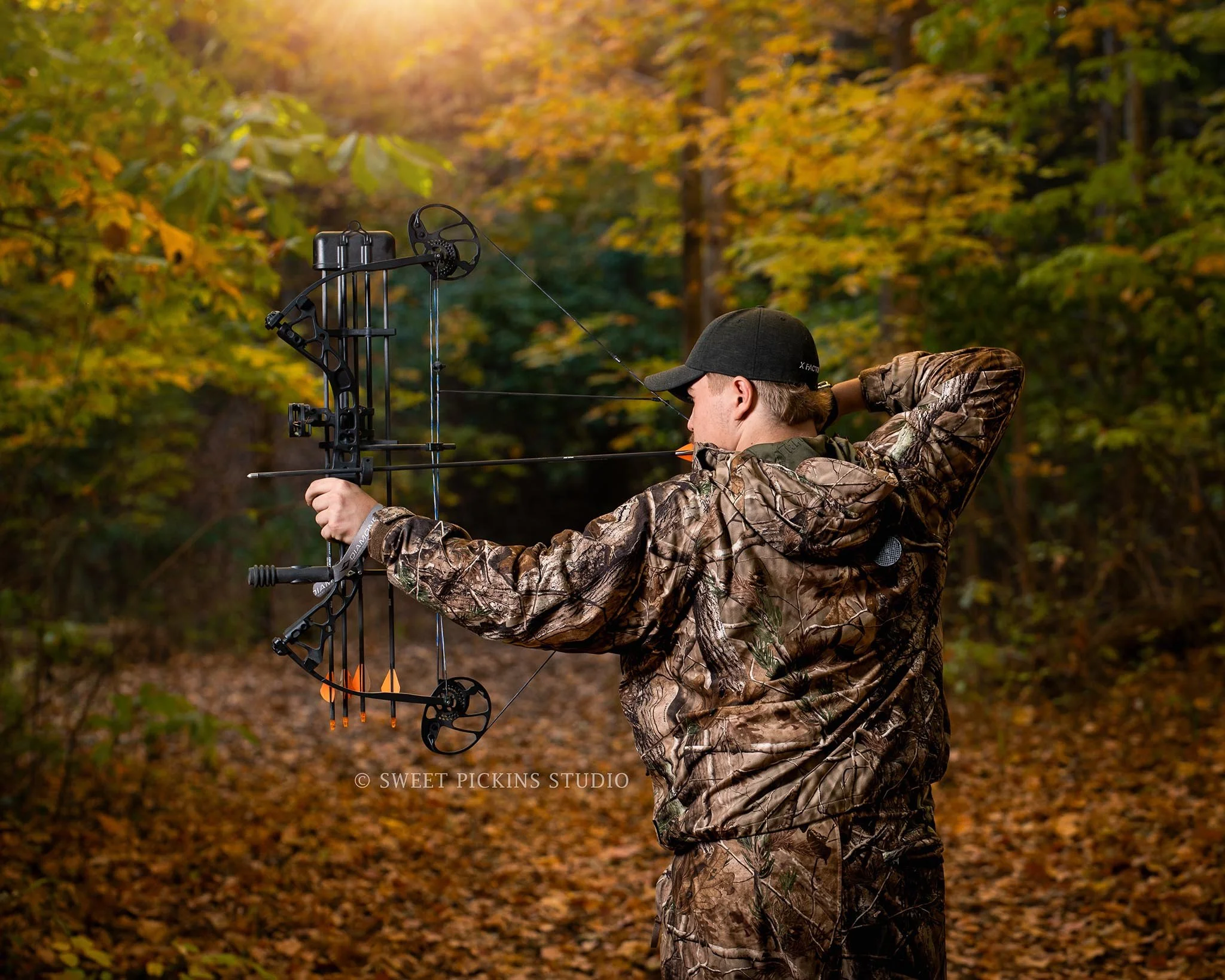 Peru, Indiana Deer Hunting Senior Photography in Fall — Sweet Pickins ...