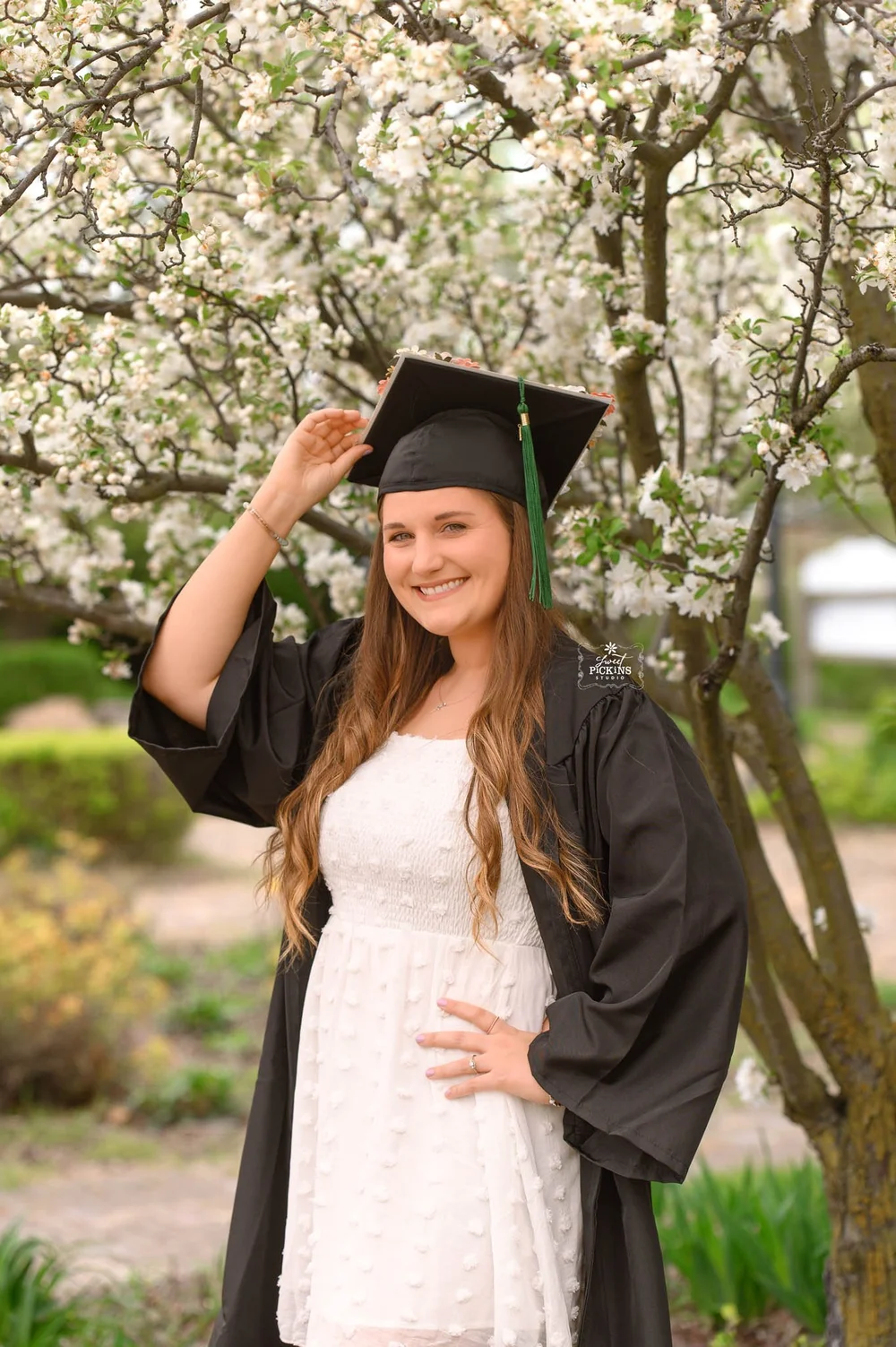 Taylor | Ivy Tech Kokomo College Spring Graduation Photography — Sweet ...