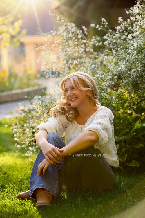Mazie’s Senior Portrait Photography in Wabash, Indiana — Sweet Pickins ...