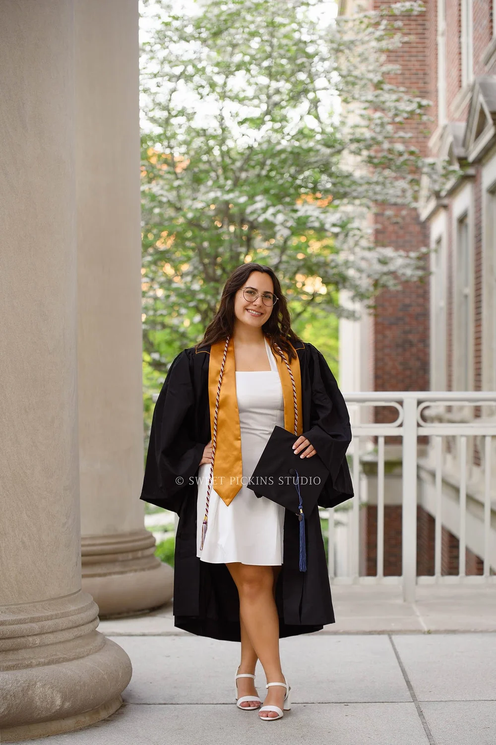 Purdue Graduation Photos for Roommates in West Lafayette, IN — Sweet ...