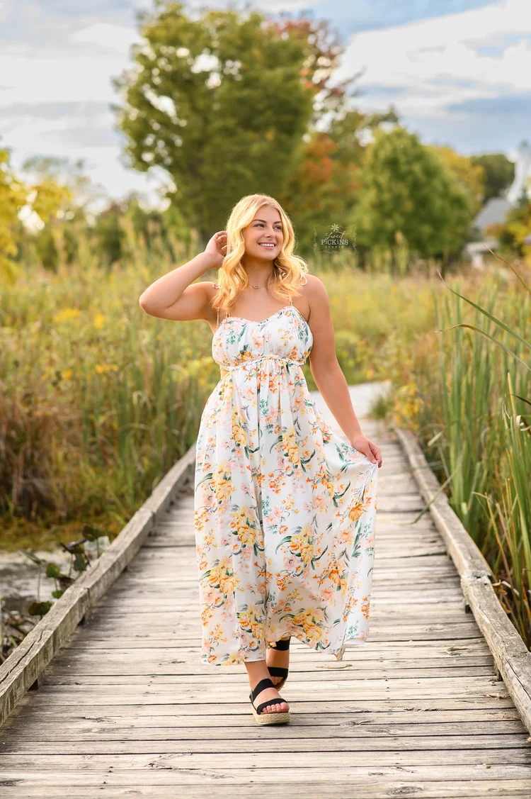 Carmel, Indiana Senior Photography at Coxhall Gardens — Sweet Pickins ...